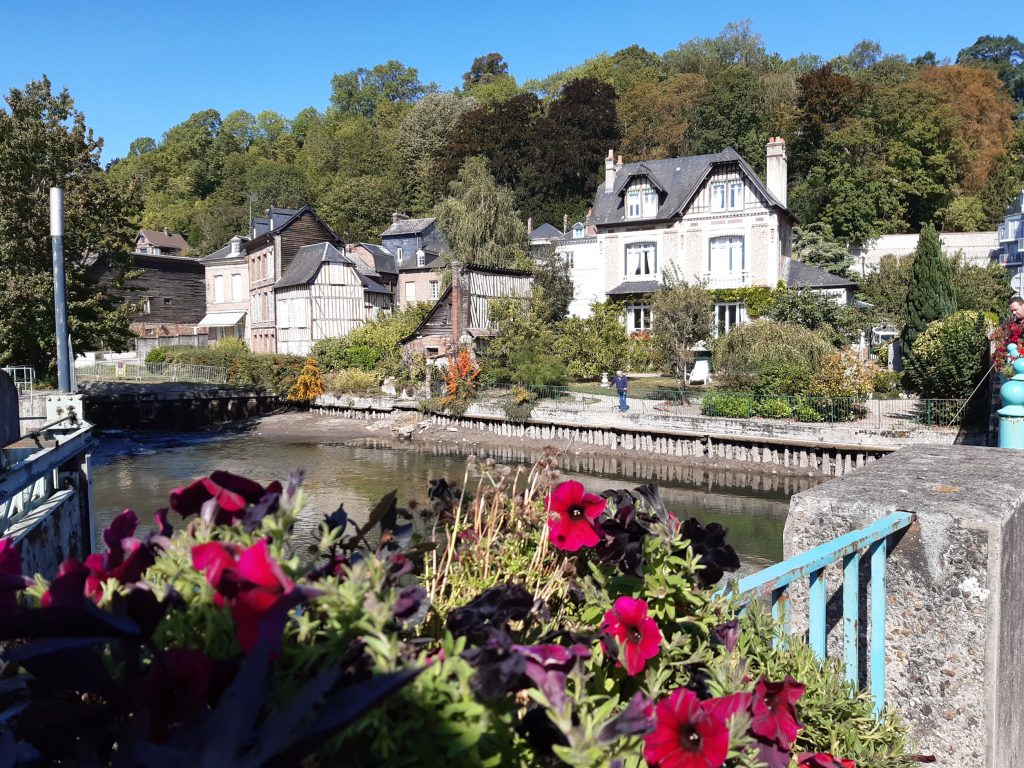 Visite : lire l'architecture contemporaine en bord de Risle - Tourisme ...